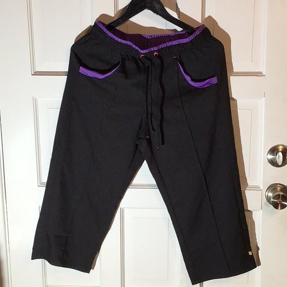 made for life | Pants & Jumpsuits | Womens Capri Pants | Poshmark